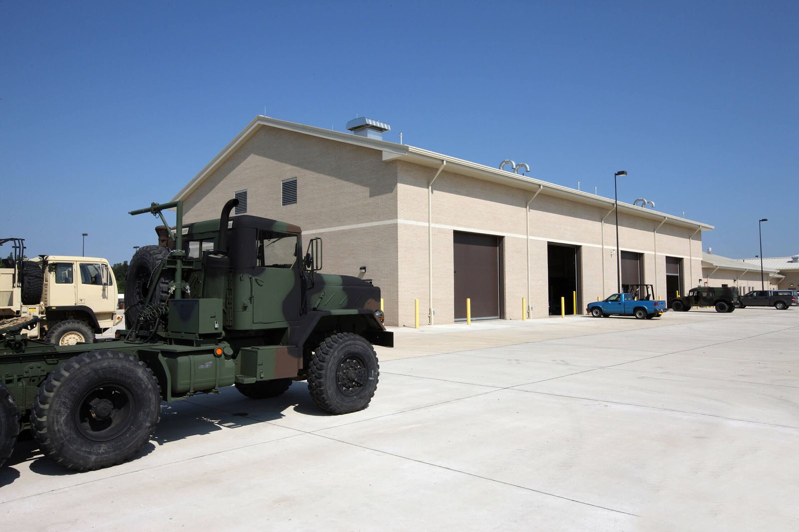 Armed Forces Reserve Center - Yates Construction
