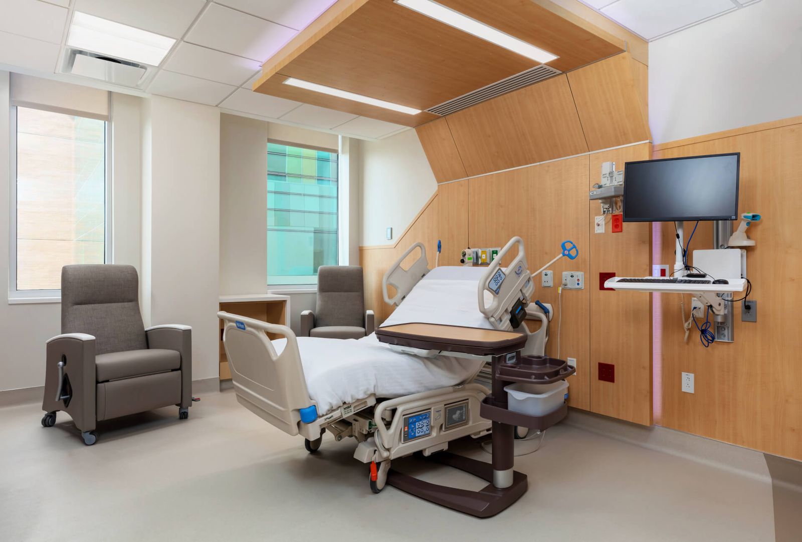 West Virginia University Women and Children’s Hospital - Yates Construction