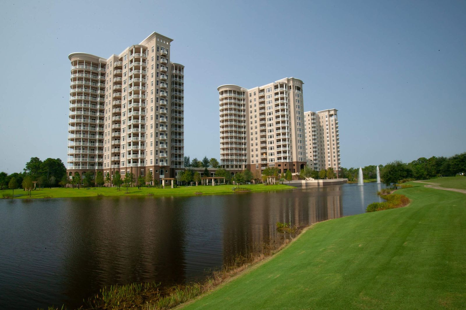 One Water Place Condominiums - Yates Construction